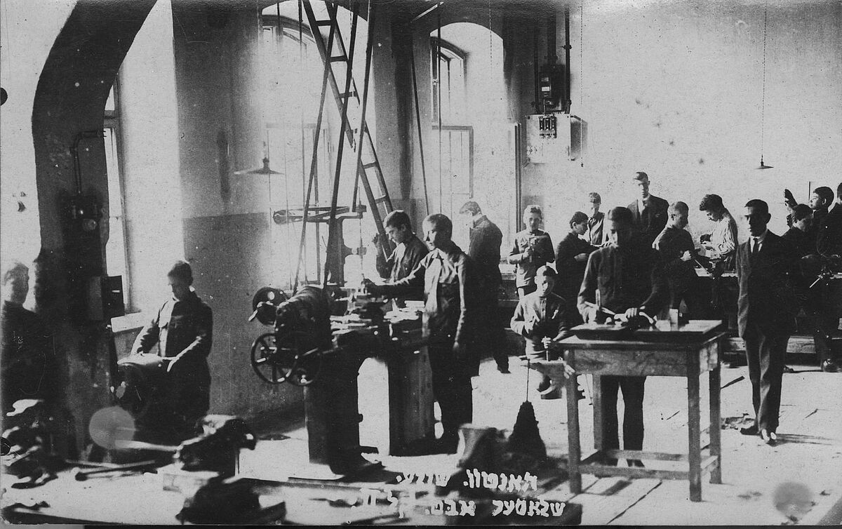 ORT metal workshop in (Hrodna [Grodno, Grodne]?), Poland [now Belarus ...