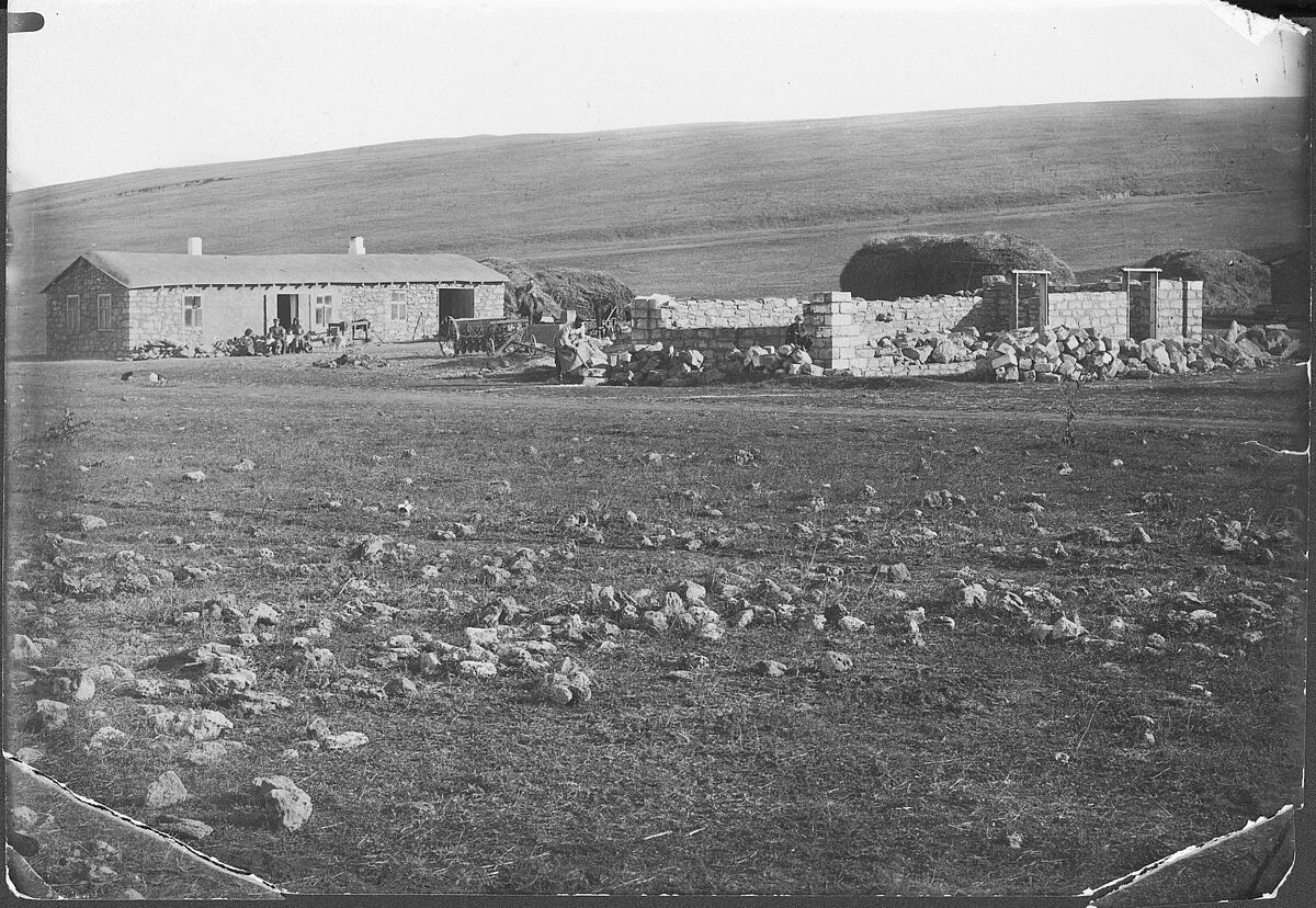 Houses in Nisht Gedaiget colony, Ukrainian SSR, USSR [now Ukraine ...